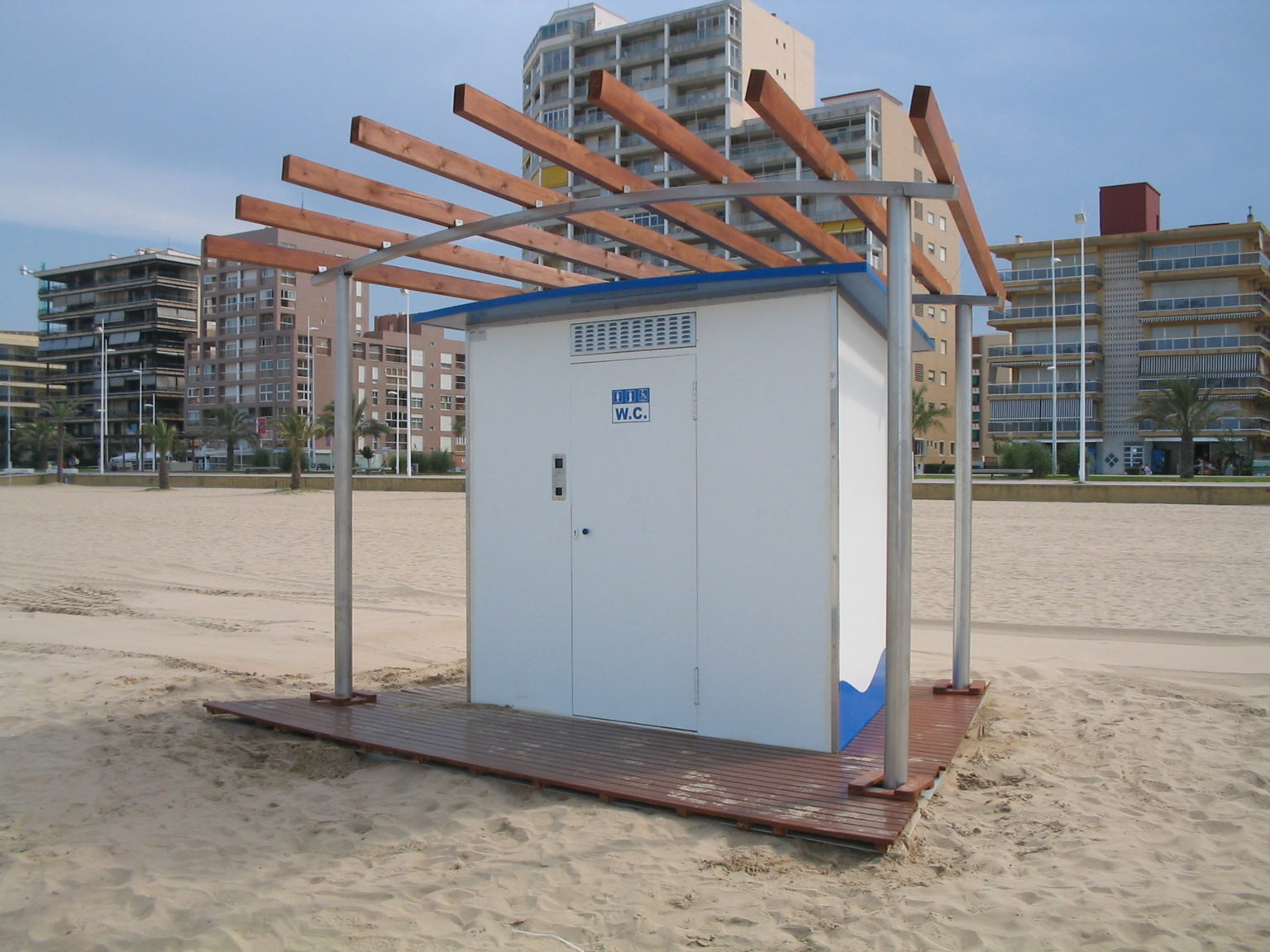 Vacuum sanitation, the most adequate to the conditions of the beach